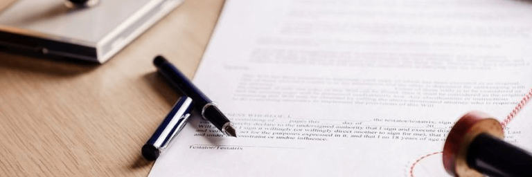 Erbe ausschlagen ᐅ Können Brüder und Schwestern das Erbe ausschlagen?